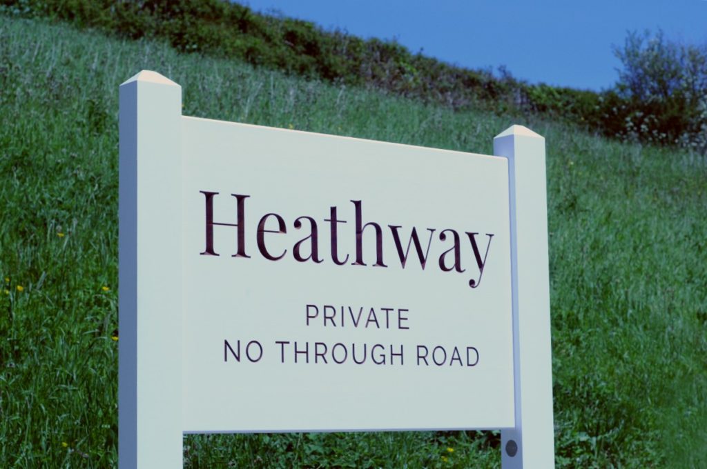 Double Post Sign | Design Online | Wood, Metal & Painted | Bespoak Designs